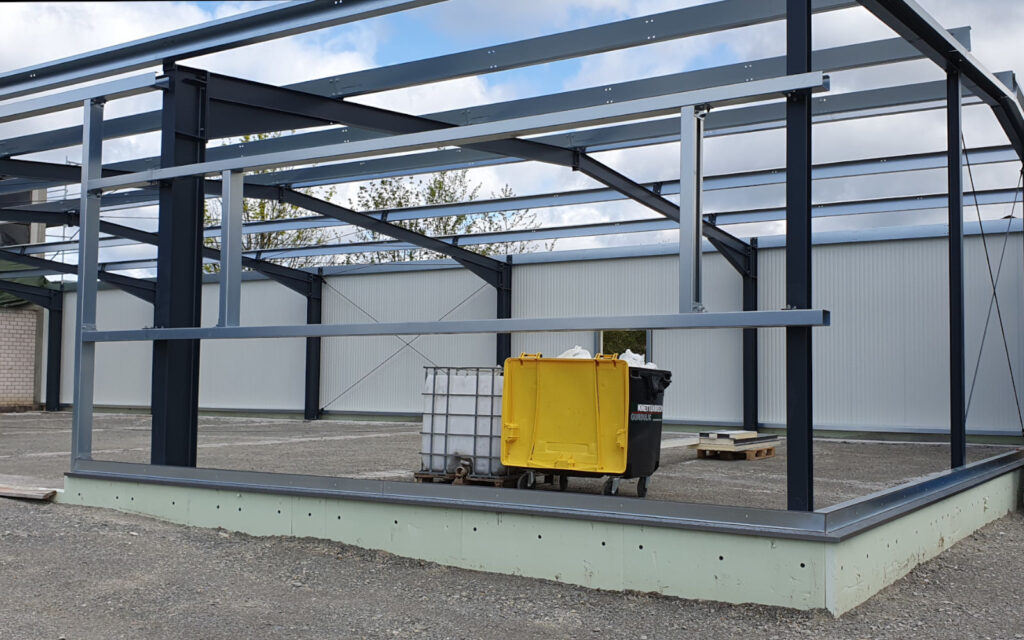 Aktuelle Stahlhallen Projekte - Sybac Hallenbau