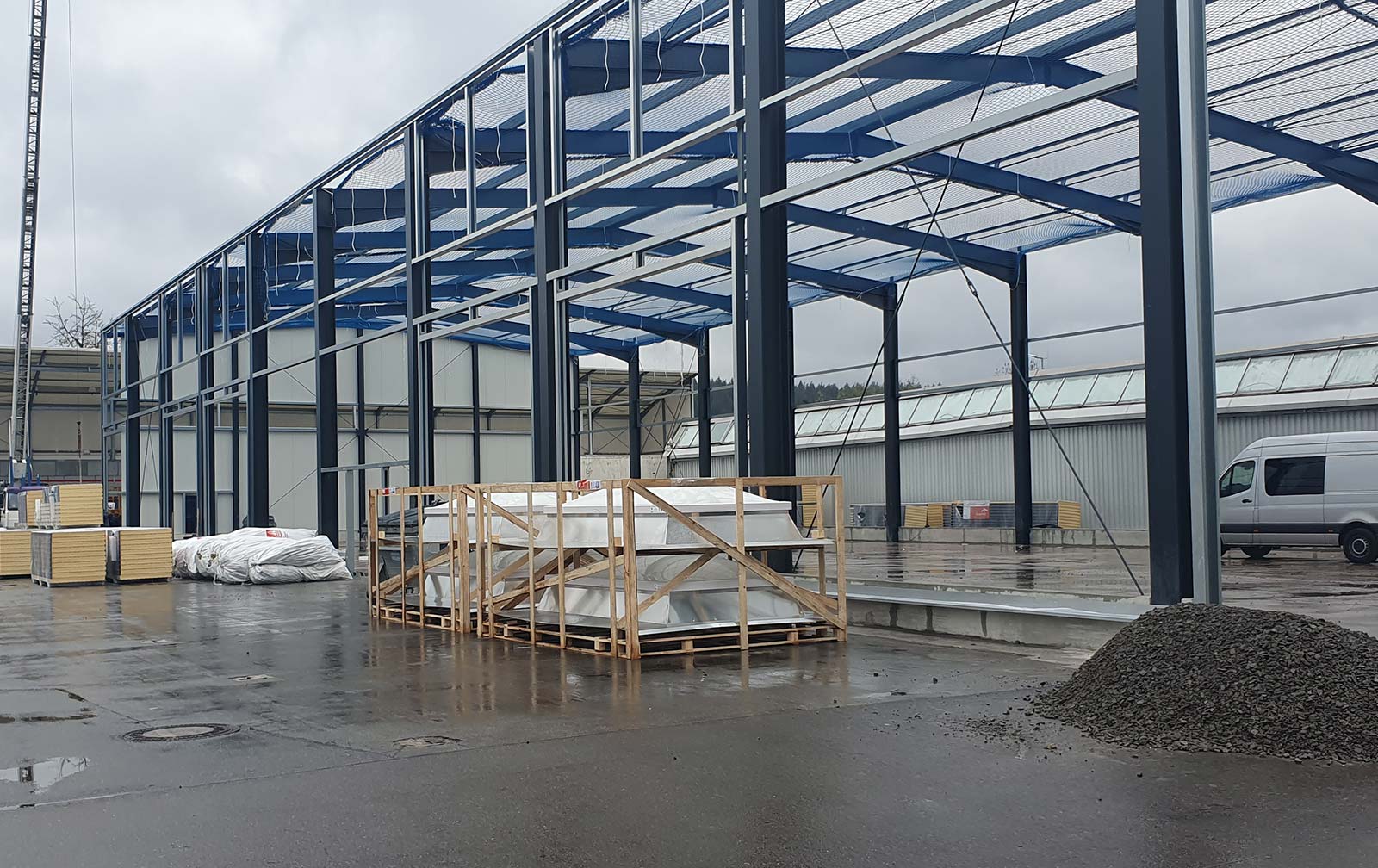 Aktuelle Stahlhallen Projekte - Sybac Hallenbau