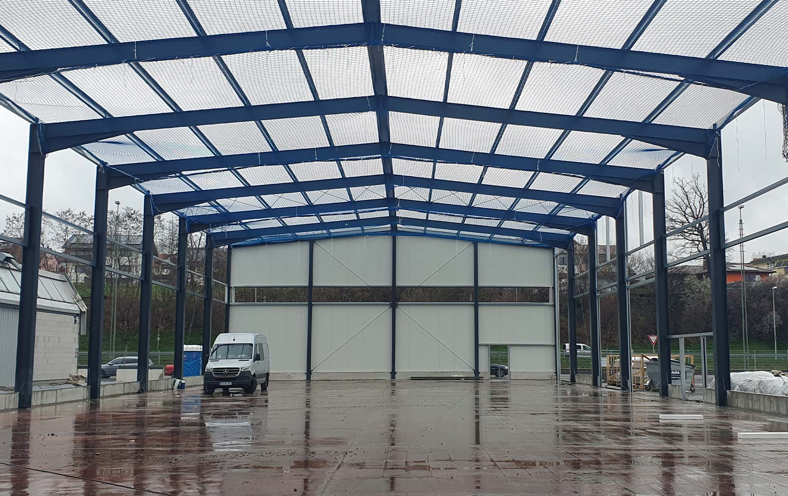 Aktuelle Stahlhallen Projekte - Sybac Hallenbau