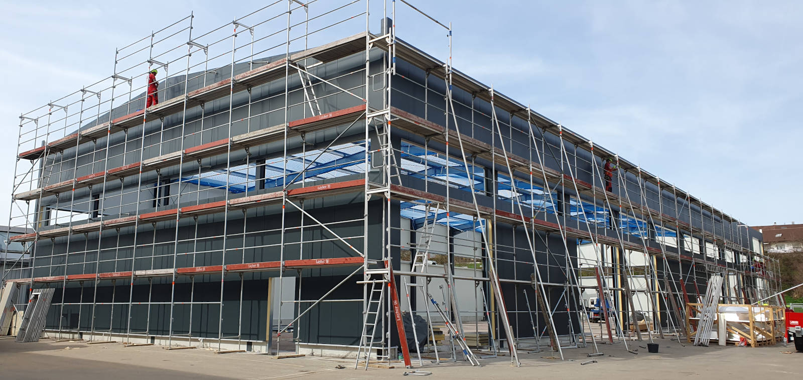 Aktuelle Stahlhallen Projekte - Sybac Hallenbau